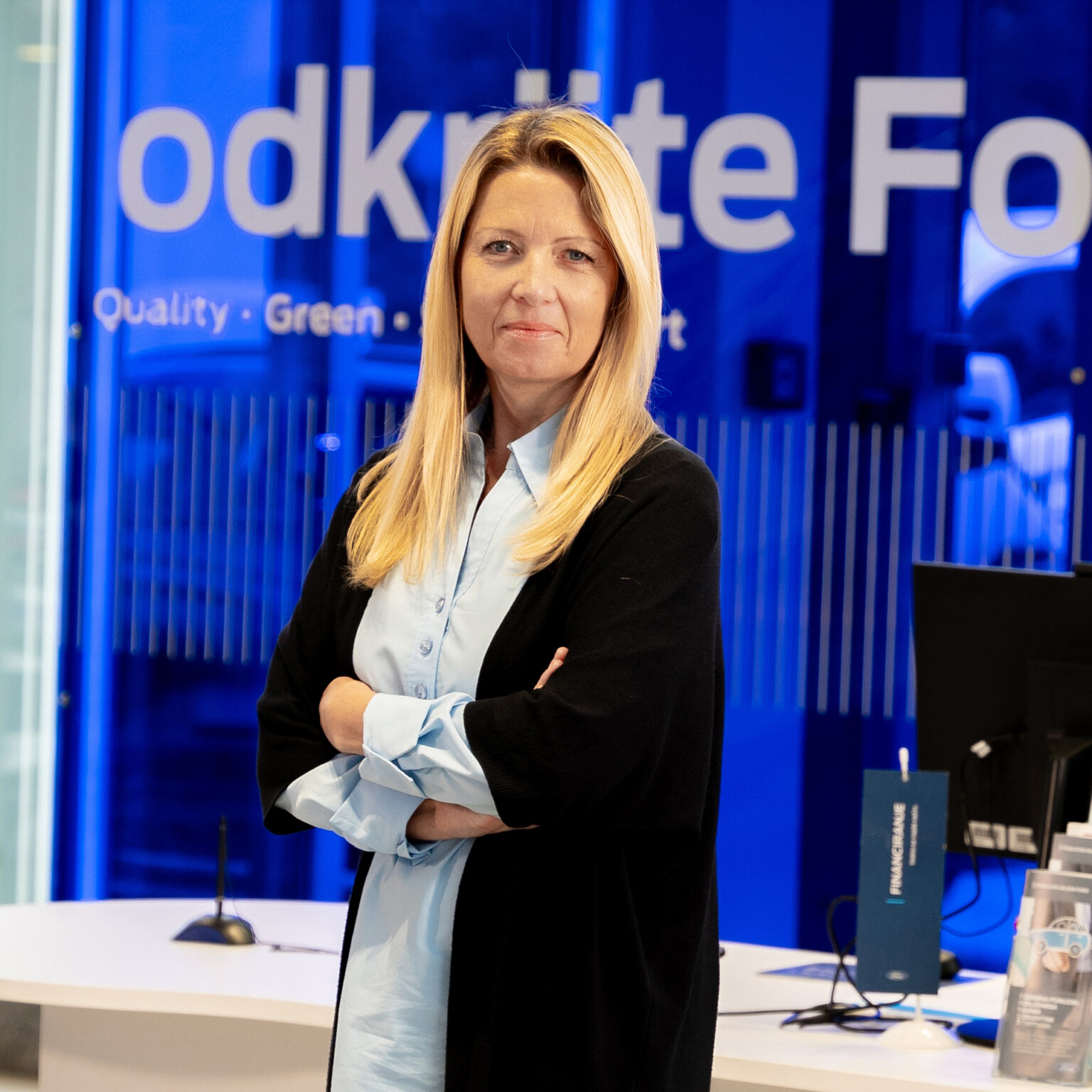 FORD MUSTANG - SUMMIT AVTO